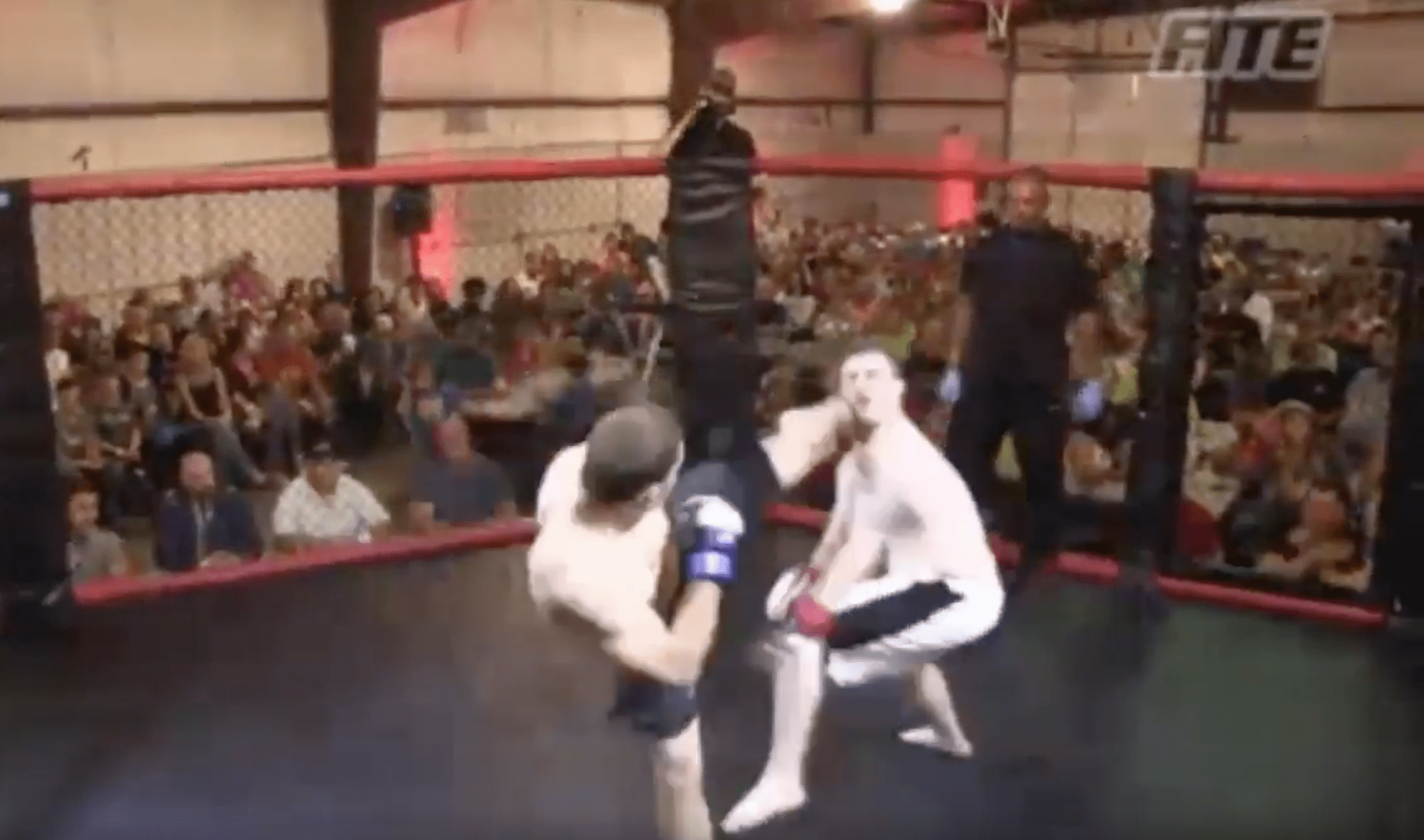 Jordan Fowler termine Dylan Goforth en 4 secondes