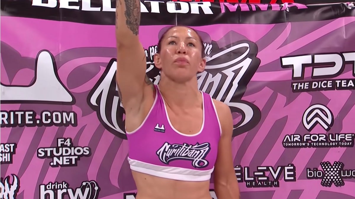 UFC - Cris Cyborg de retour dans l'octogone ? Elle répond cash