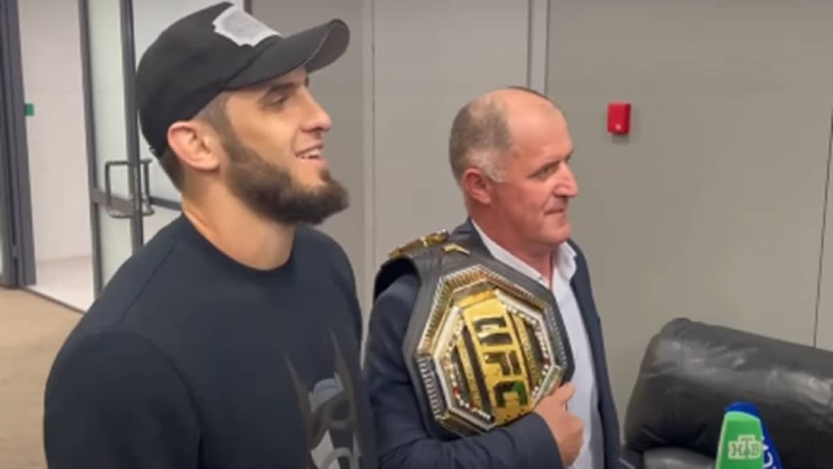 Le père d'Islam Makhachev réagit à la victoire de son fils