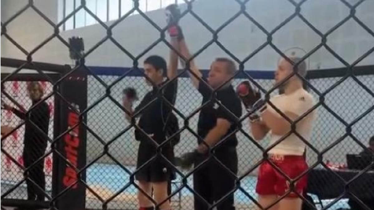 Il place une soumission incroyable et se livre pour La Sueur