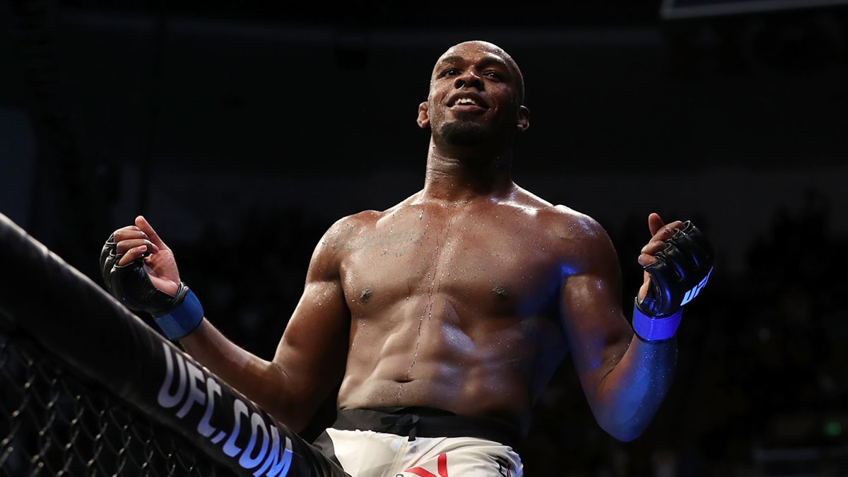 Jon Jones réagit à la rupture entre l'UFC et l'USADA