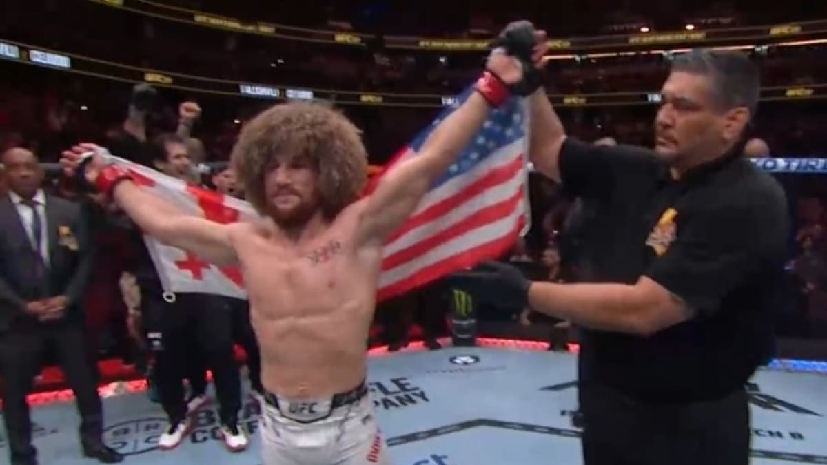 UFC 298 : Merab Dvalishvili surclasse Henry Cejudo