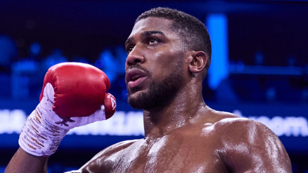 Boxe - Le coach d’Anthony Joshua évoque un combat d’adieu : « Si Fury...