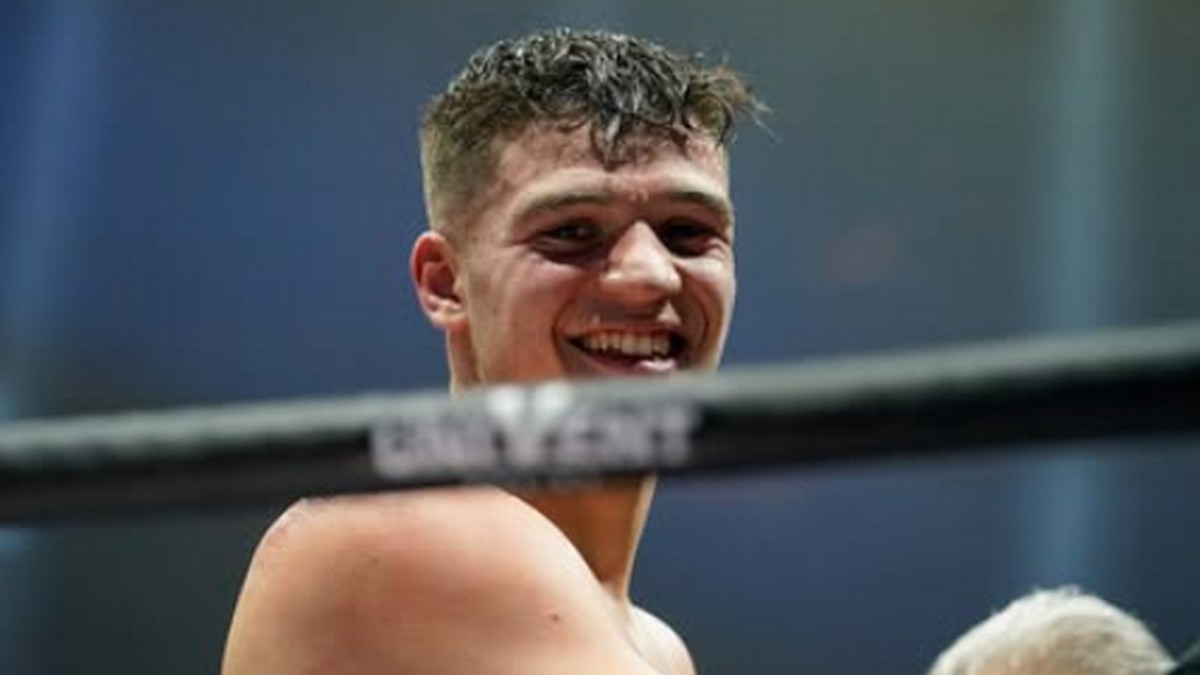 Boxe - Le Français Bruno Surace intègre le top 10 après son exploit