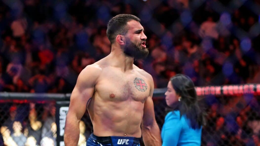Le call-out de Benoit St-Denis après sa victoire à l'UFC 325