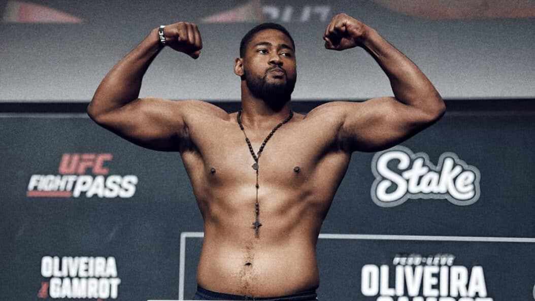 Mario Pinto : poids lourd invaincu 11-0, dévoile sa feuille de route à ...