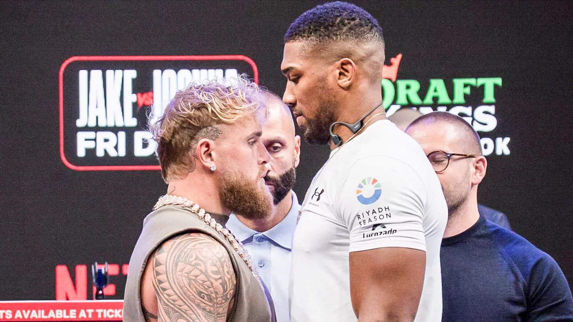 Jake Paul et Anthony Joshua critiqués après l'échec de la billetterie