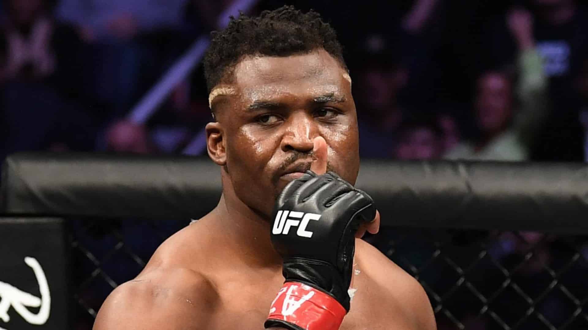 Francis Ngannou : "Gardez la gloire, donnez-moi mon argent"